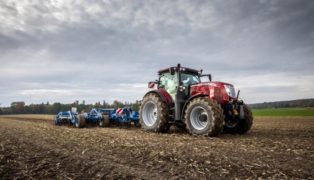 X7.6 VT-DRIVE STAGE V - McCormick Tracktors